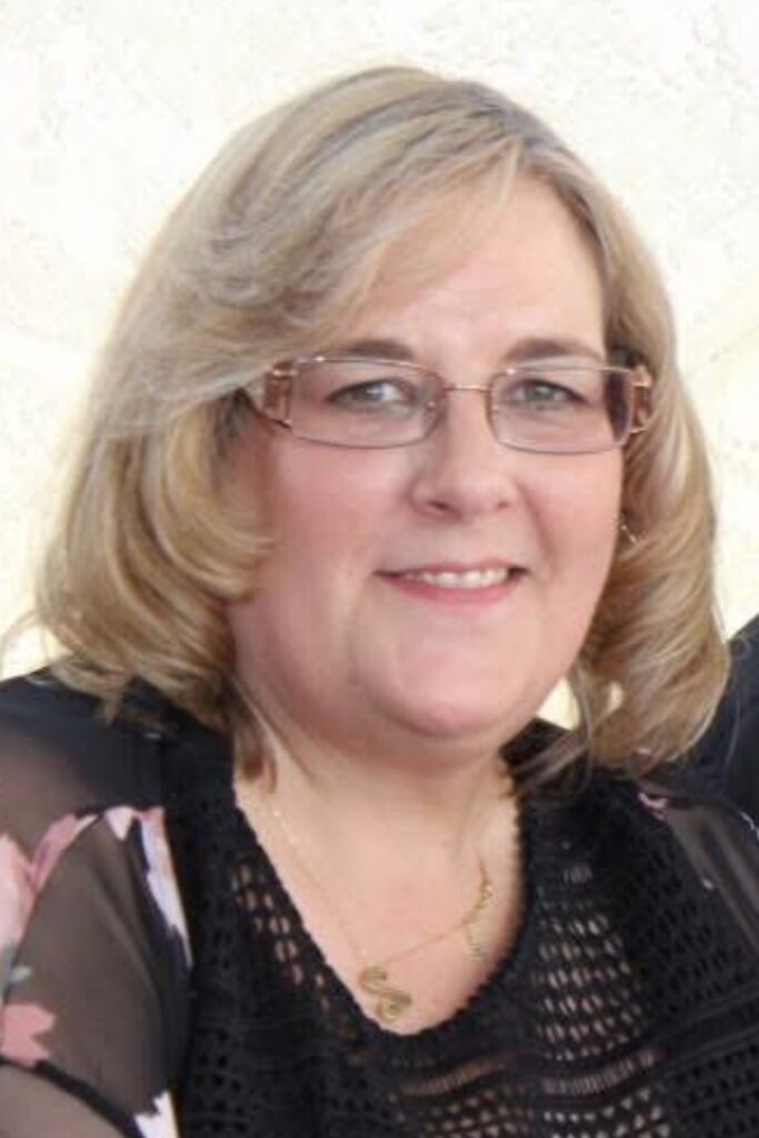 Cristine E. "Cris" Sladek (65) of Long Beach, CA - Effingham's News and ...