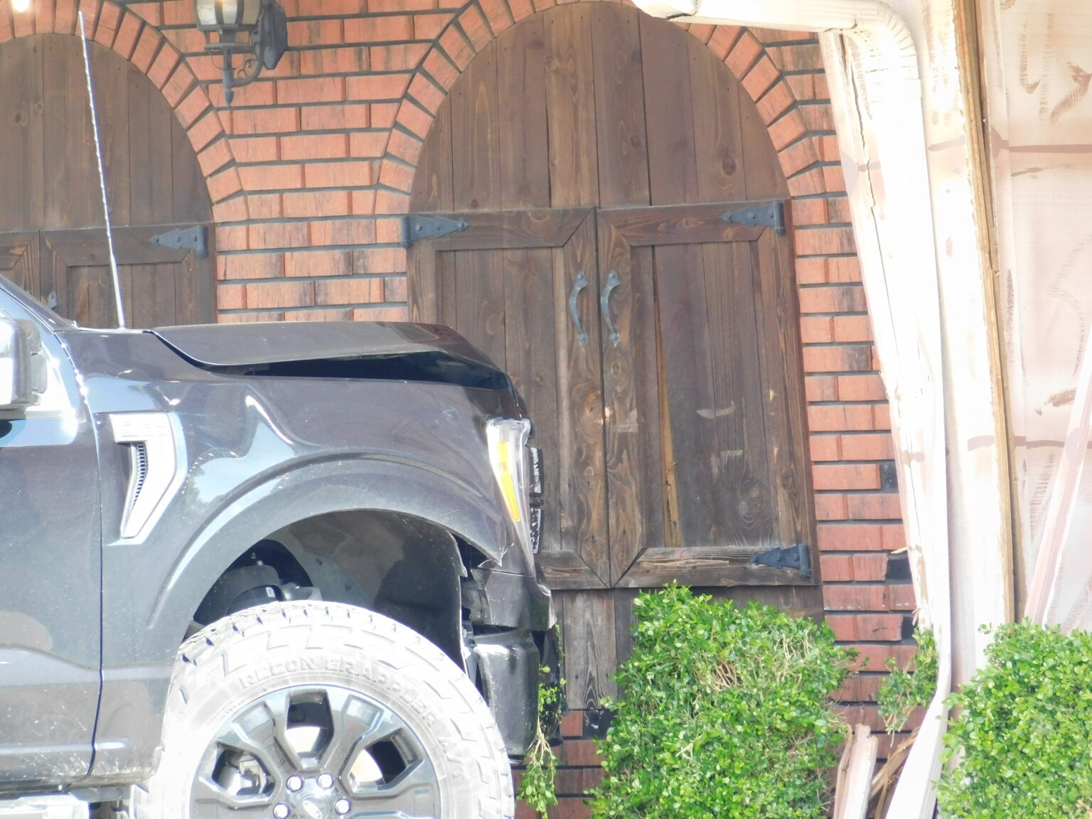 News - Effingham's News and Sports Leader, 979XFM and KJ Country 102.3