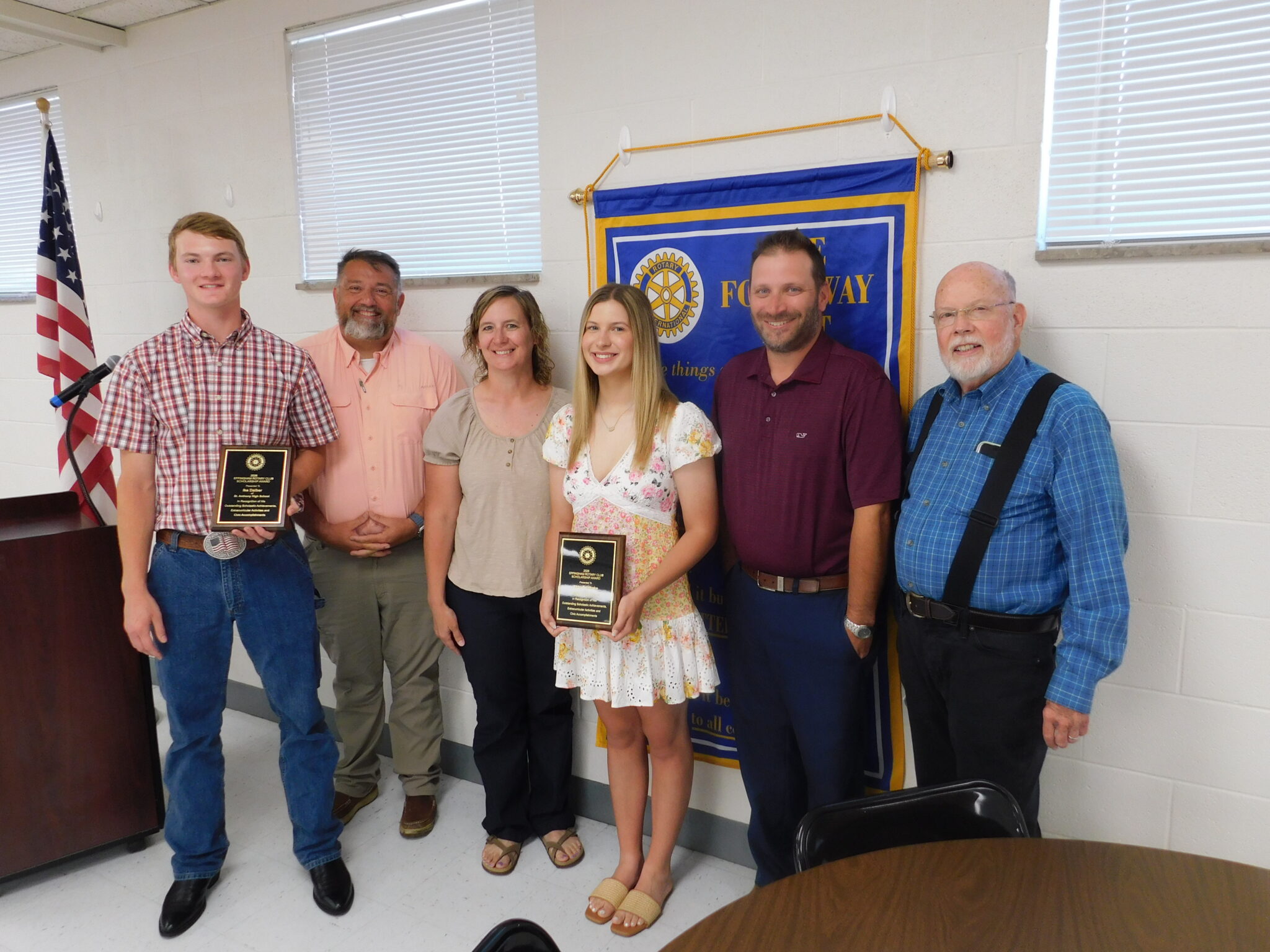 Effingham Noon Rotary Awards Annual Student Scholarships - Effingham's ...